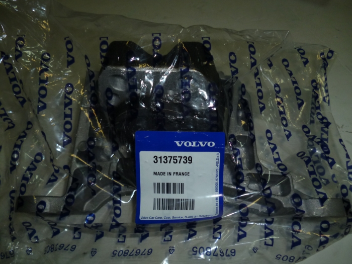 31375739 | Опора двигателя верхняя правая для Volvo S40 | Цена: 5 150 ...